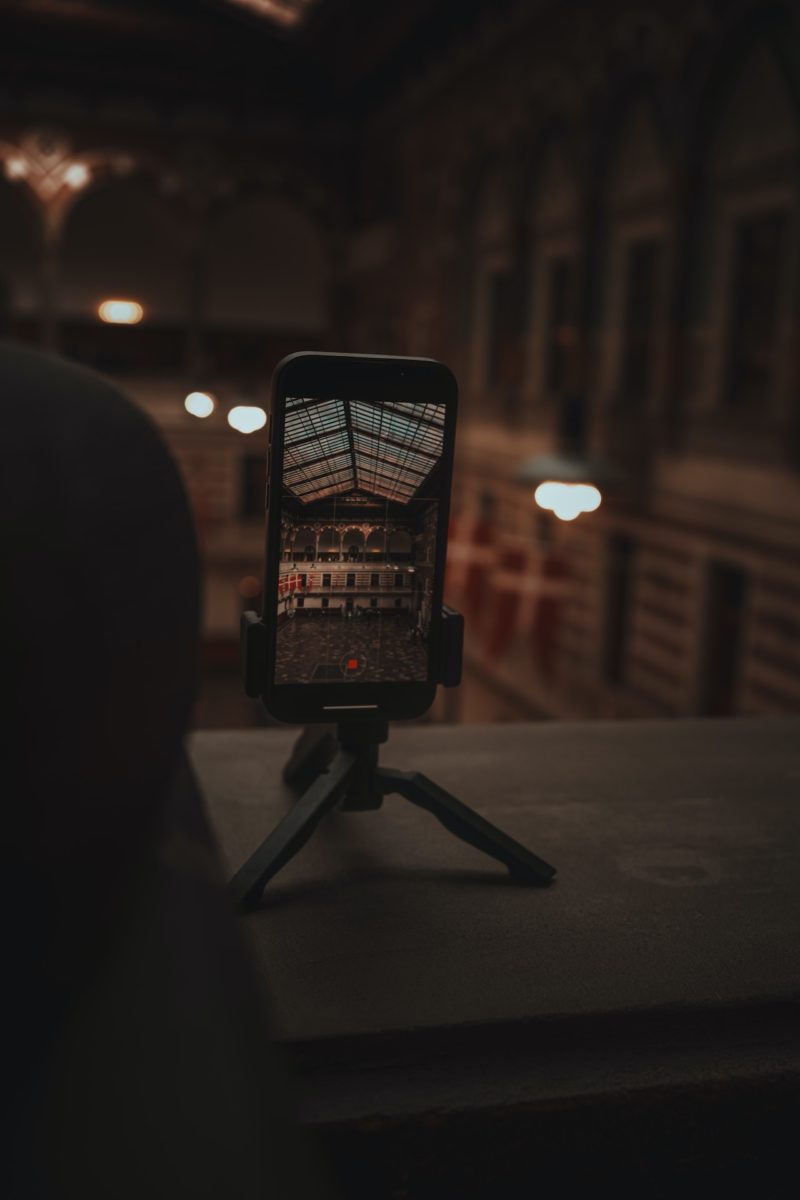 Simpsocial Latest Technology Mobile Loader
