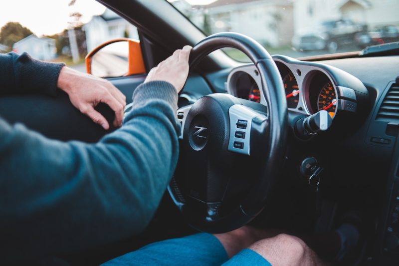 SimpSocial | How to Maintain Comfort While Driving