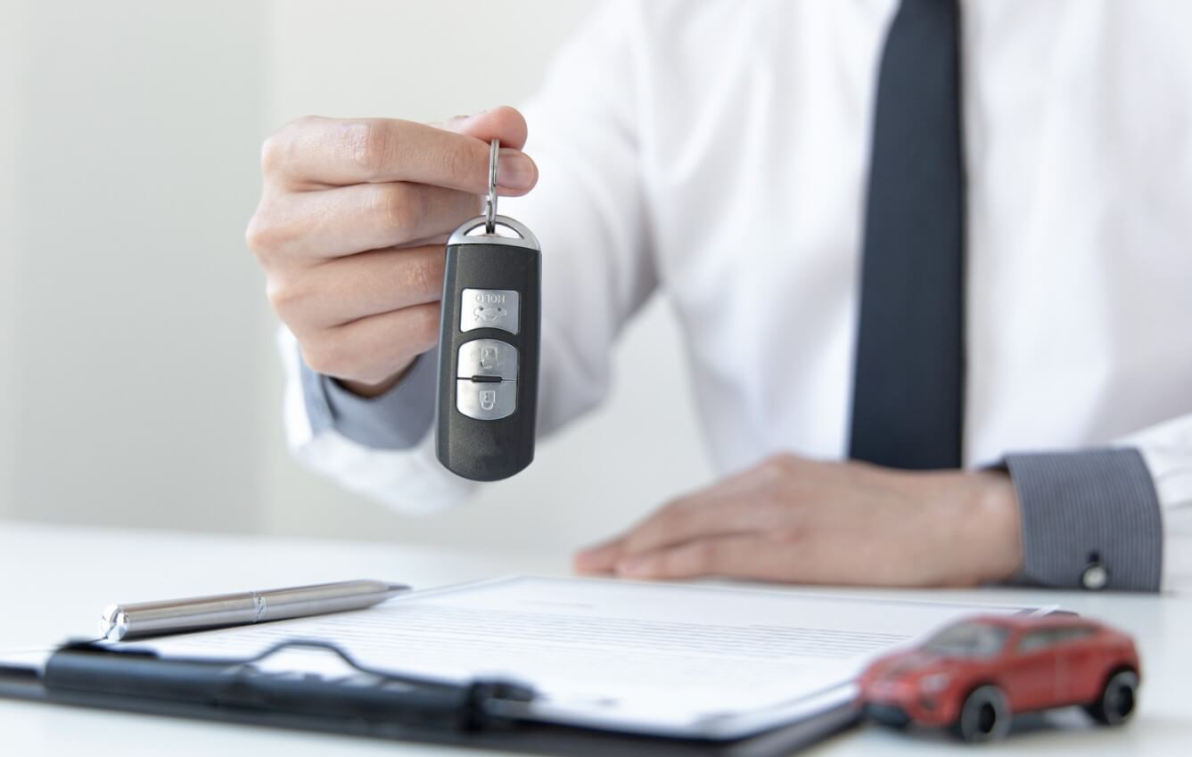 SimpSocial | Automobile Psychology: Why We Buy Cars